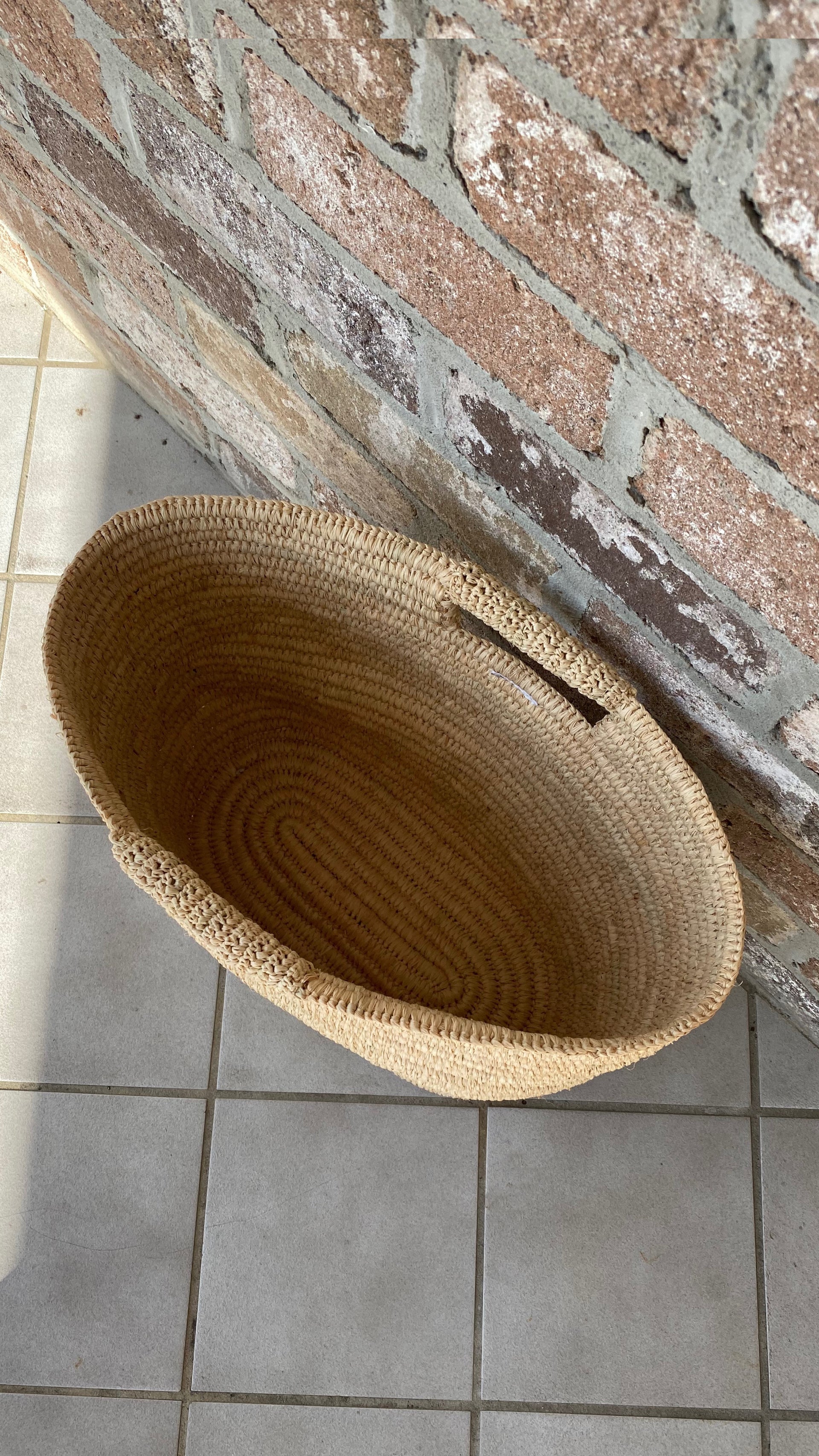 NEW Woven Bucket Basket – White Amber Label